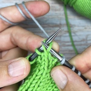 Stricken lernen | simpleknittingpatterns.com