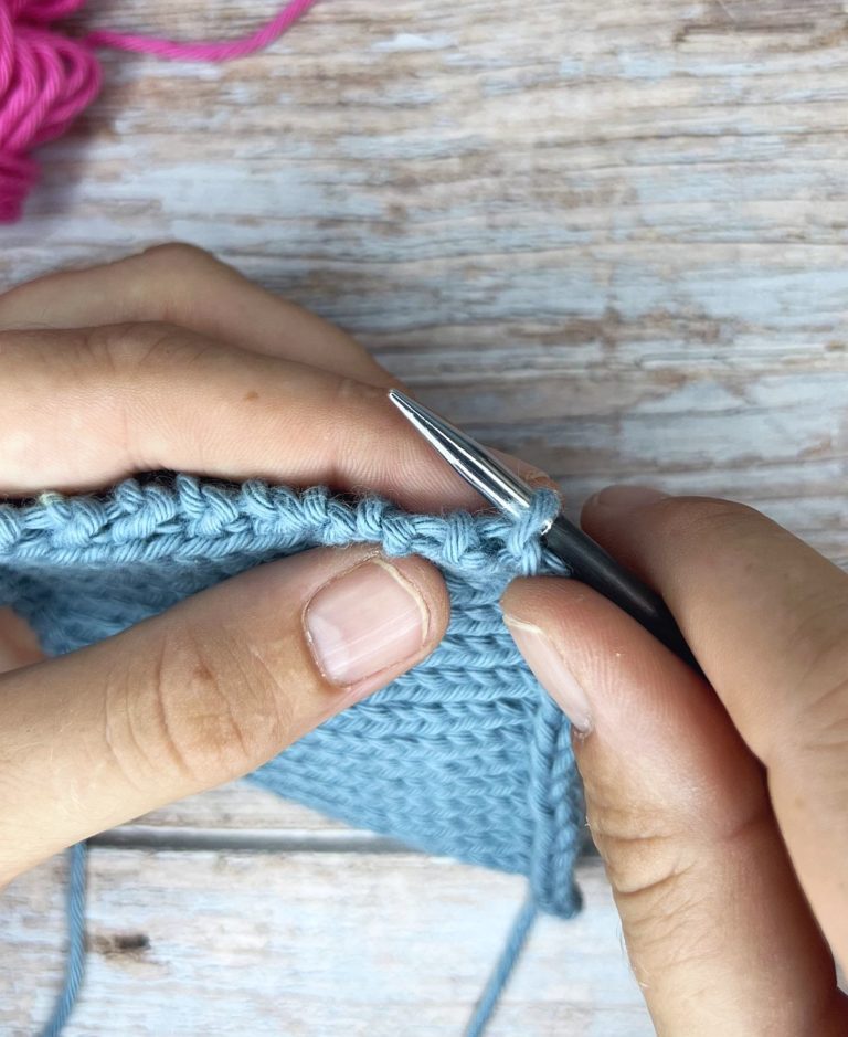 Knötchenrand stricken | simpleknittingpatterns.com