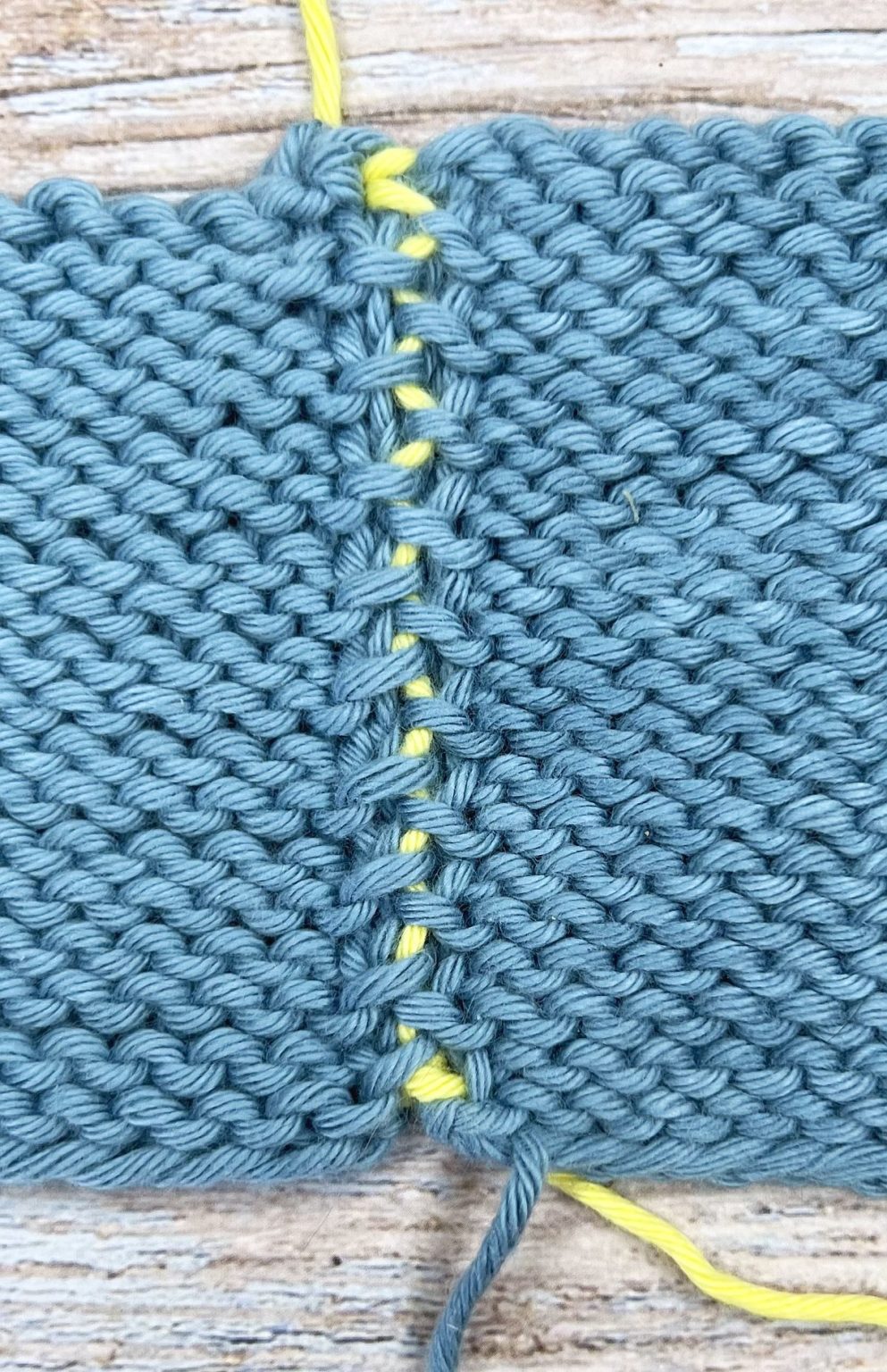 Knötchenrand stricken | simpleknittingpatterns.com