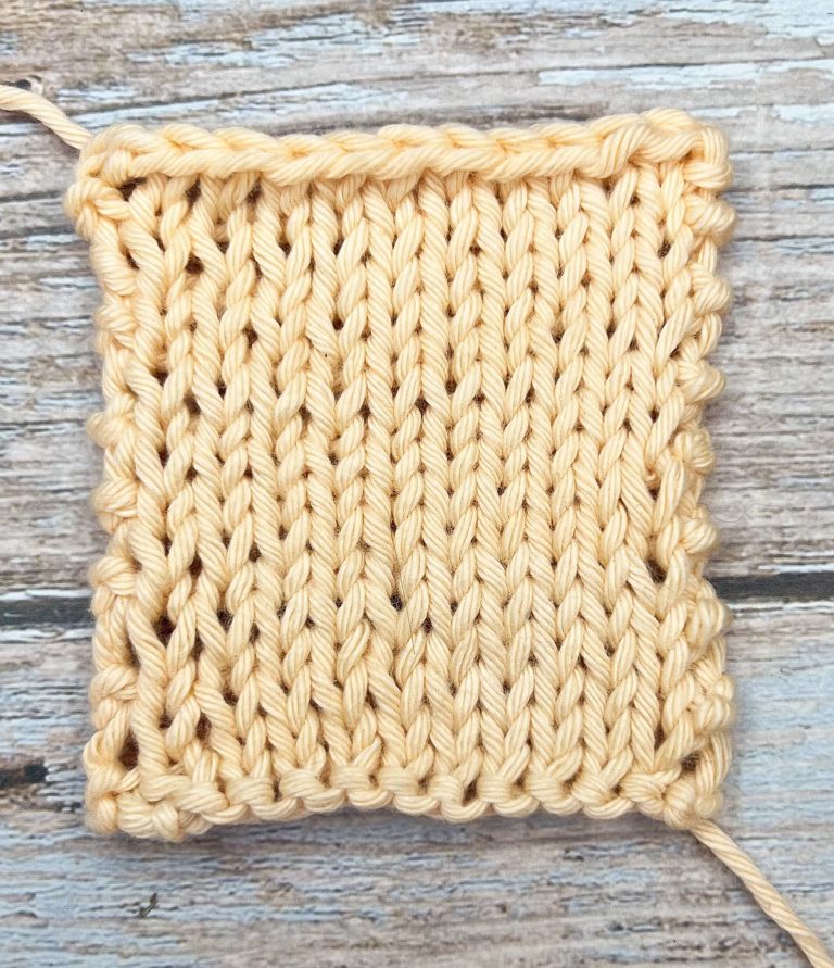 Knötchenrand stricken | simpleknittingpatterns.com