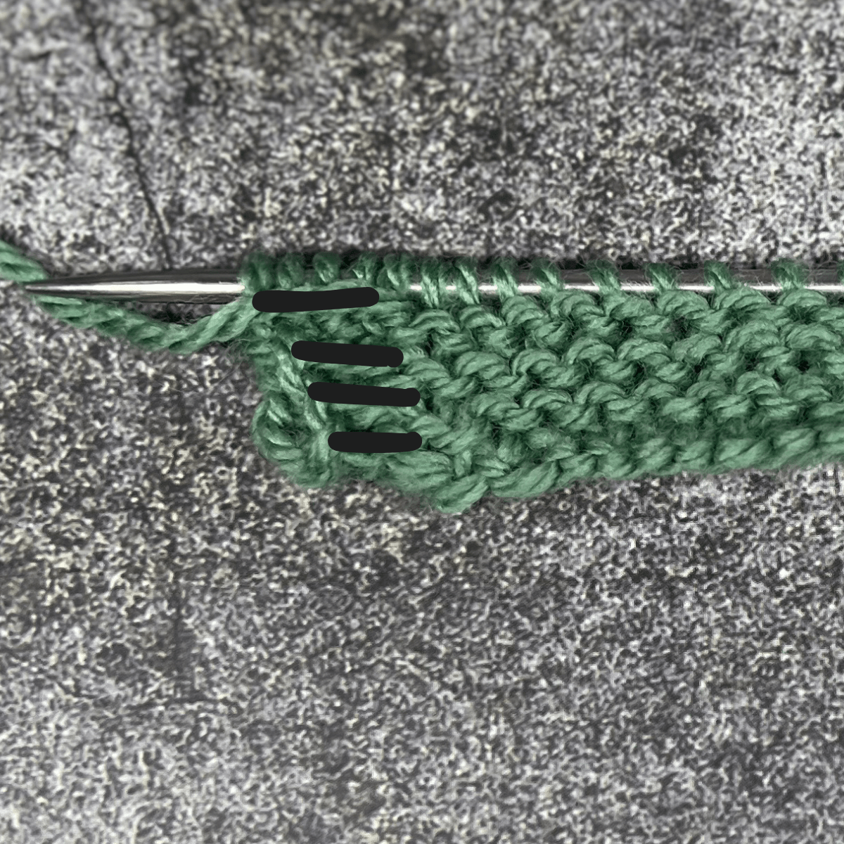 Kordelrand stricken (I-Cord Randmaschen) | simpleknittingpatterns.com